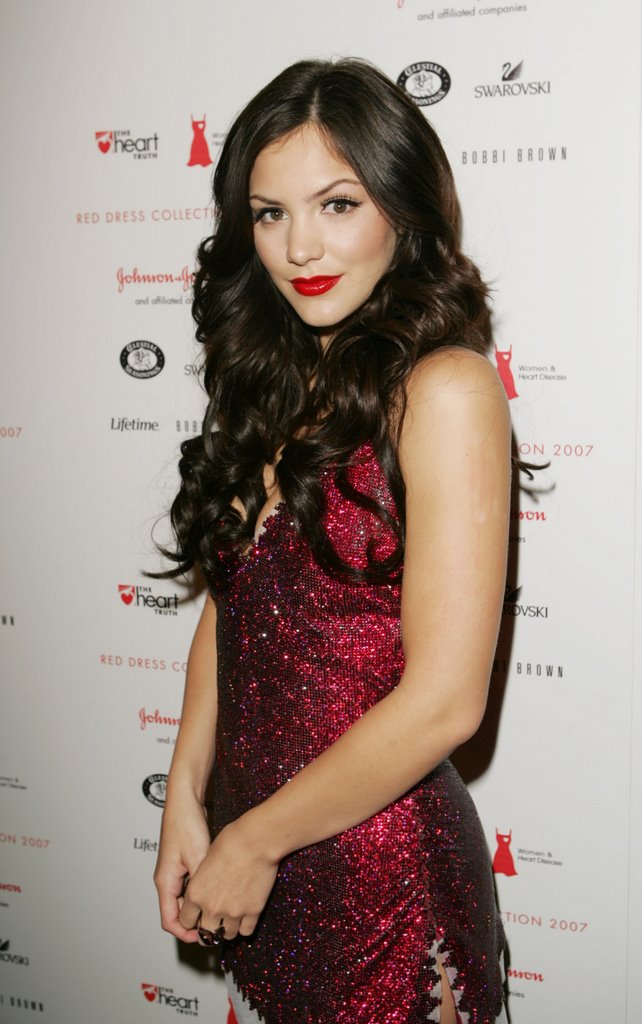 CelebPixx: Katharine McPhee Shows Off Her Legs CelebPixx: Katharine McPhee Shows Off Her Legs